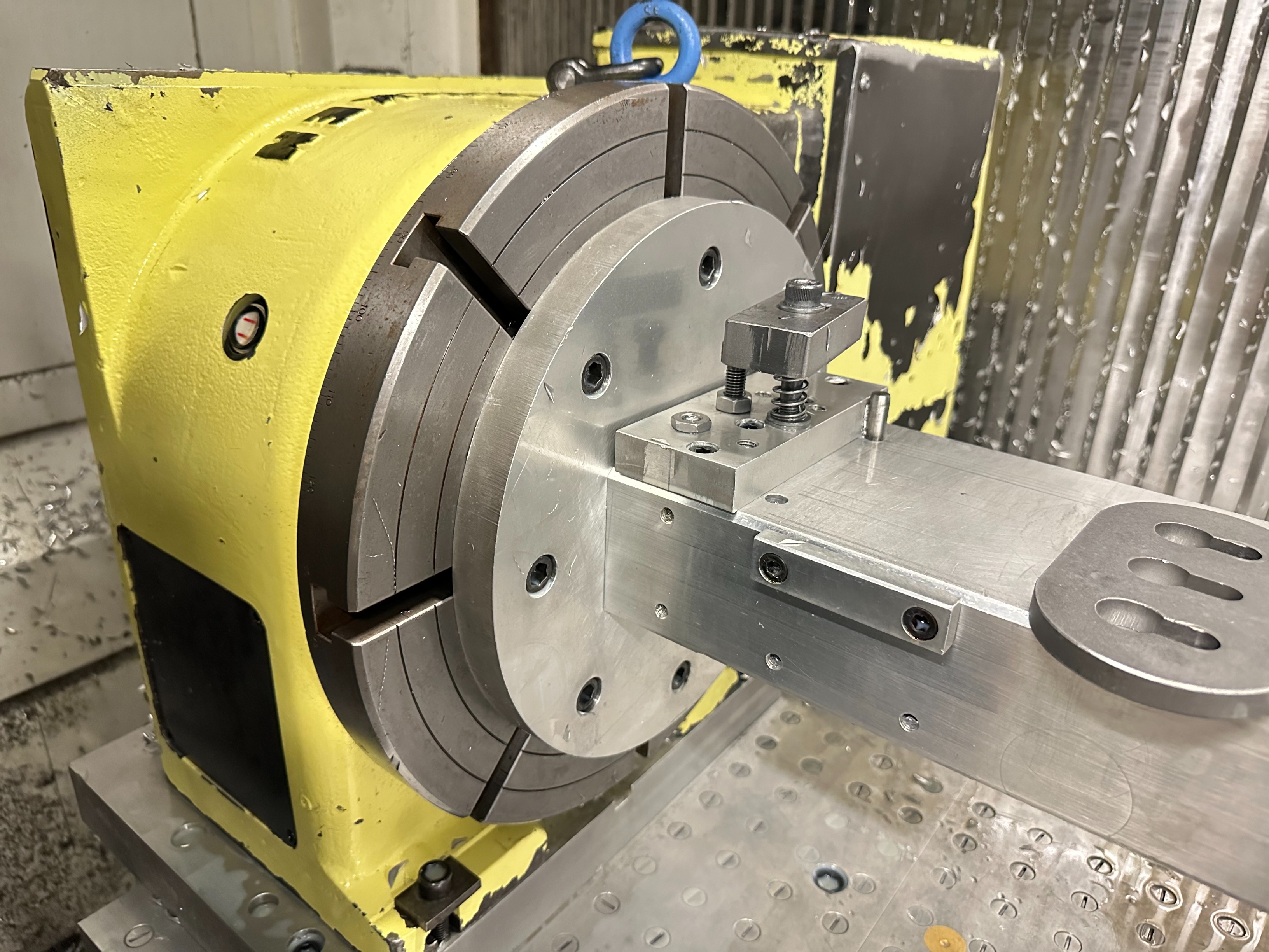 Nikken 4th Axis, Rotary Table Model CNC 320V, Control Version 8800 SX ...