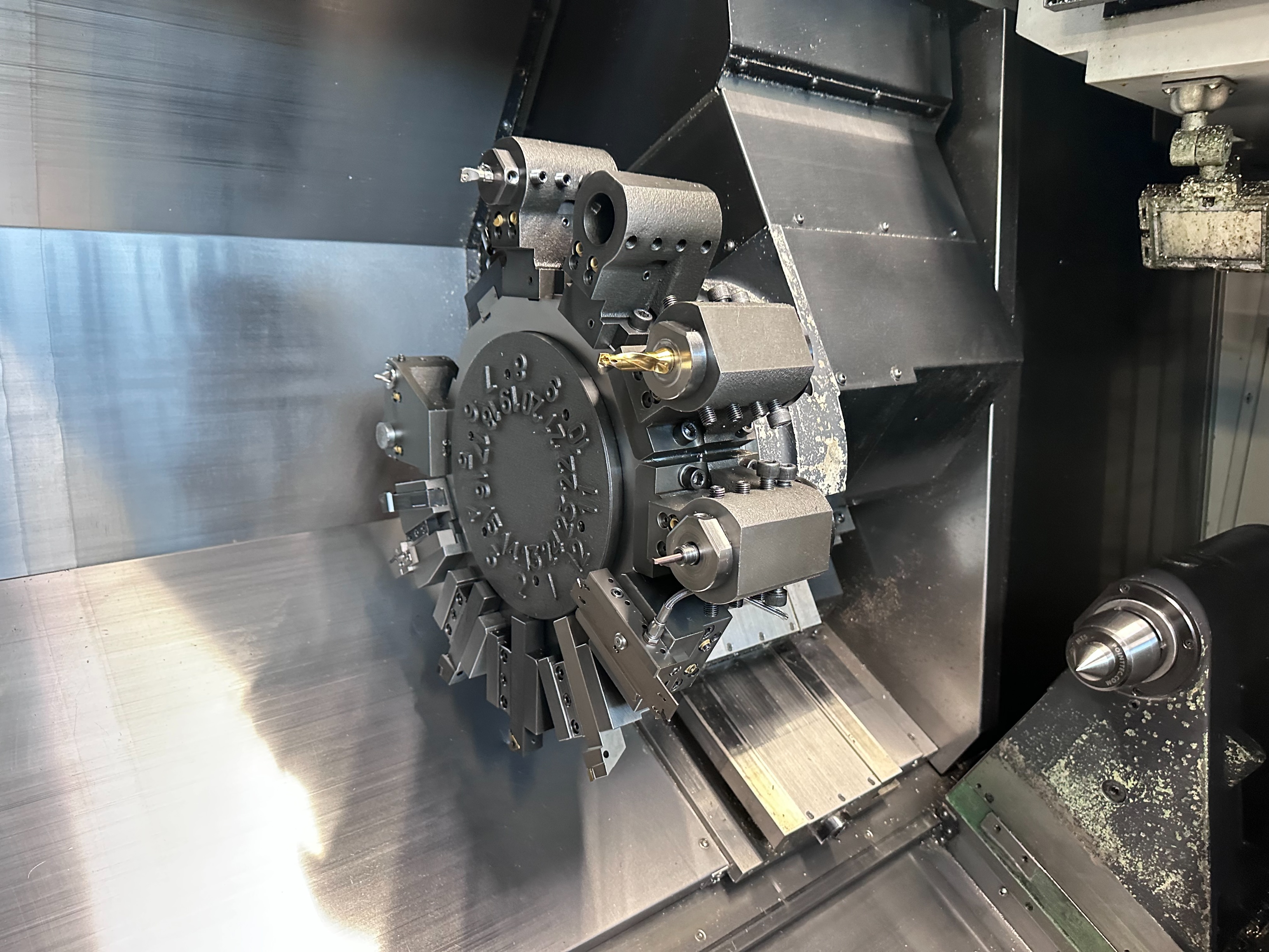 Doosan Puma 2600LY CNC Lathe (2013)