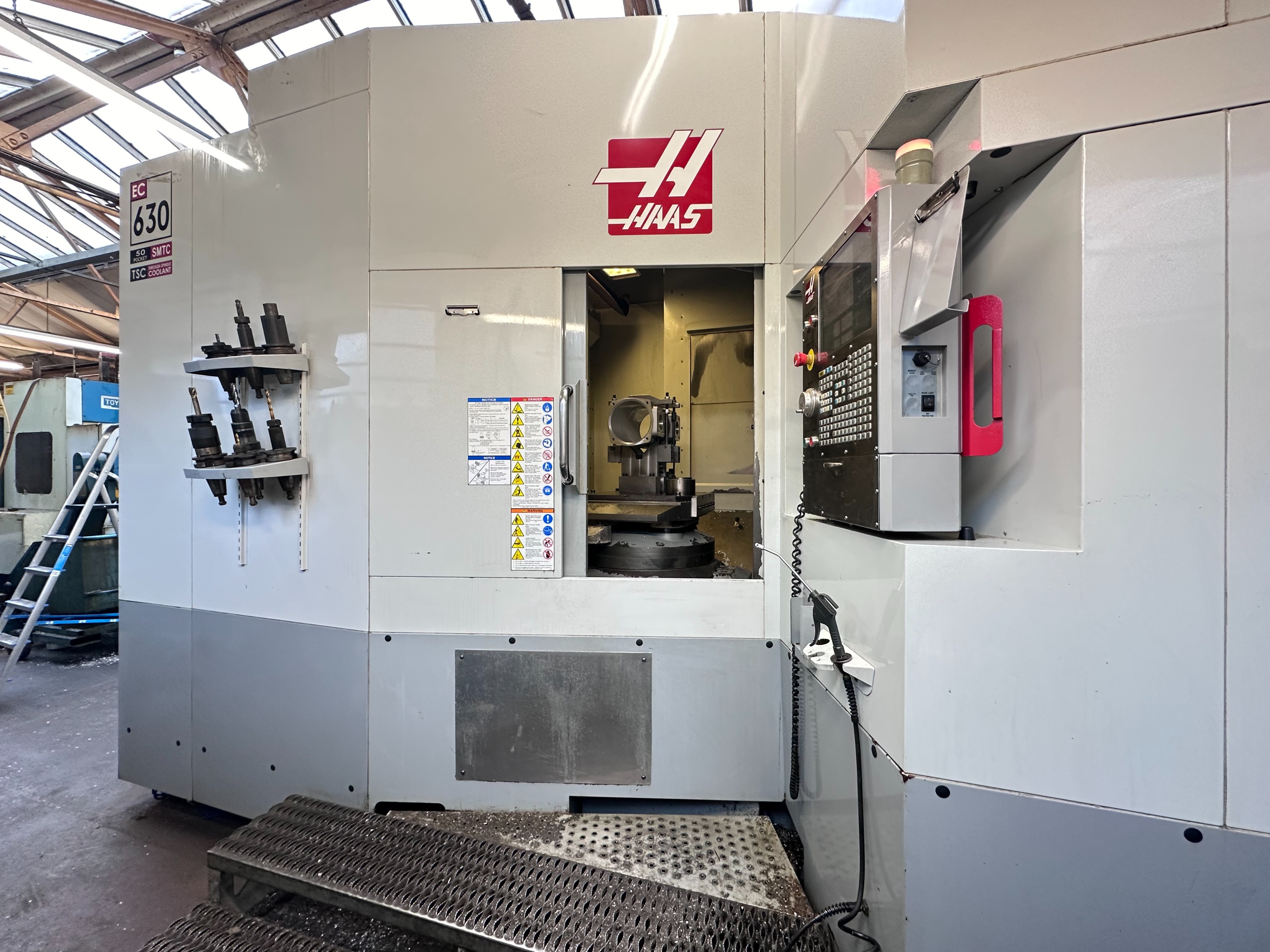 Haas EC-630-4XHE Twin Pallet Machining Centre