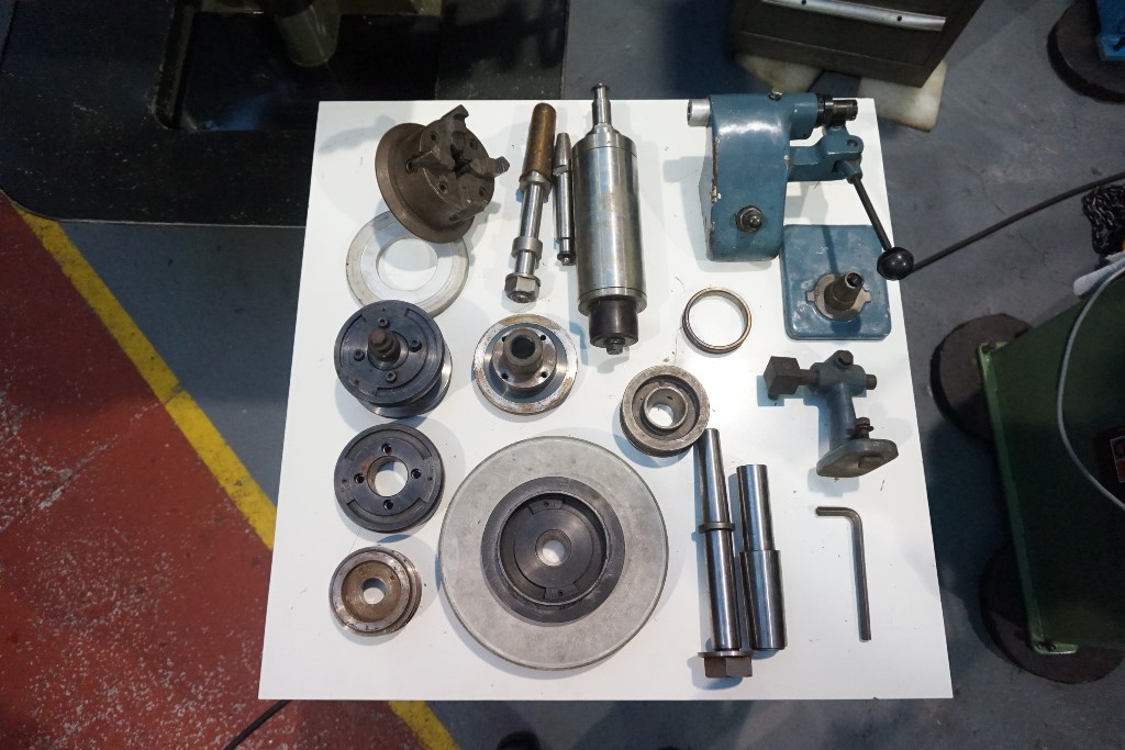 Jones & Shipman Type 1310 EIUR Universal Cylindrical Toolroom Grinder