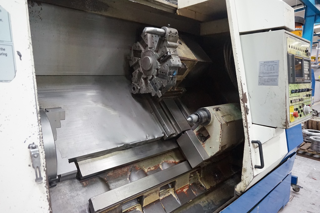 Victor V Turn 36 CNC Lathe with Fanuc Series O-T Control