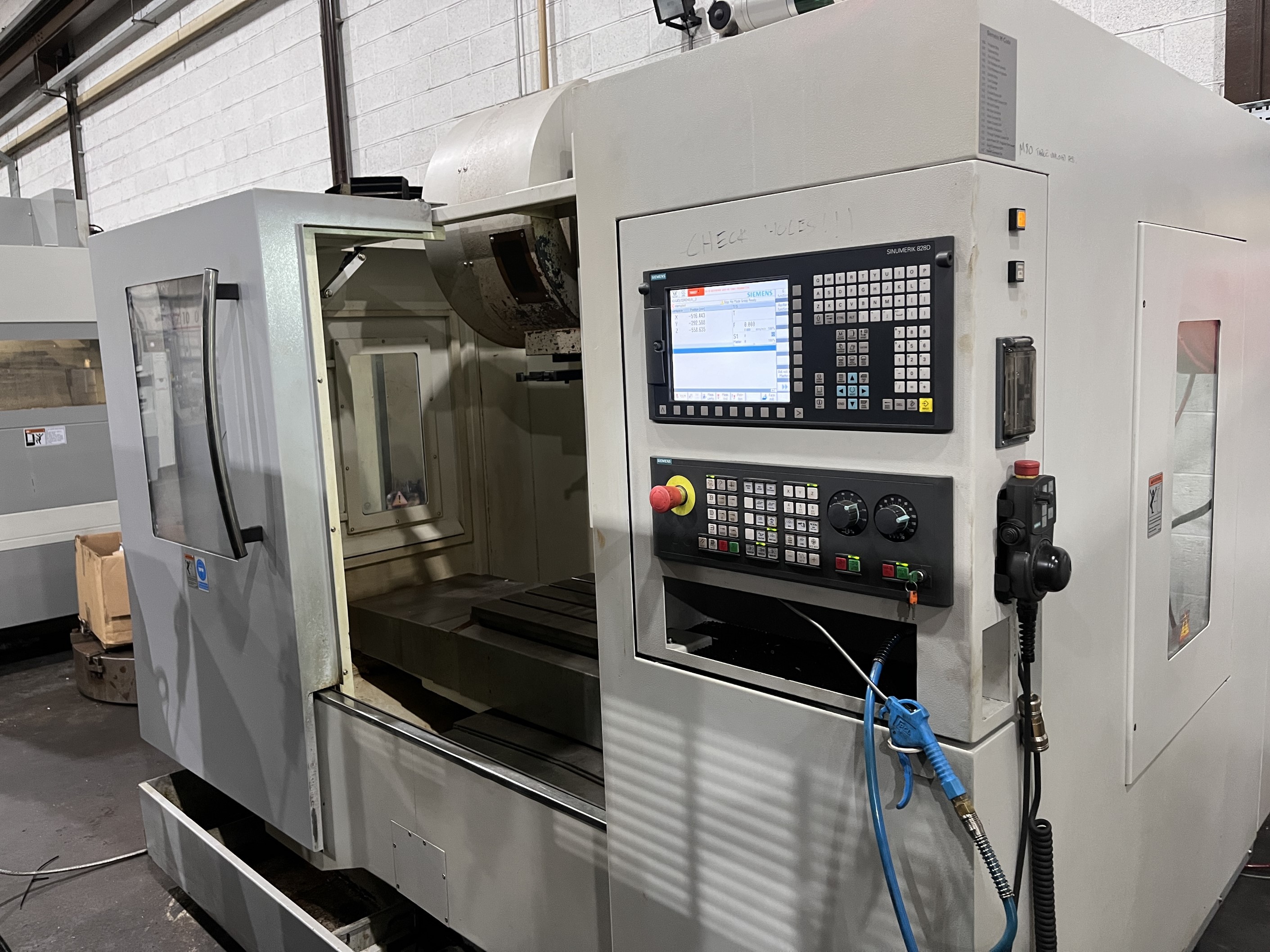 XYZ 1020 VMC Vertical Machining Centre (2012)