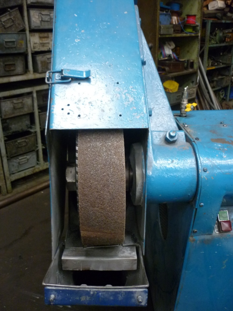 Carborundum Belt Linisher
