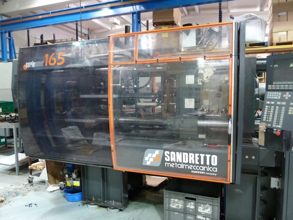 Sandretto Serie Nove 165/650 165-Ton Plastic Injection Moulding Machine