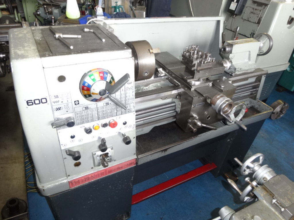 Colchester Master 2500 Lathe