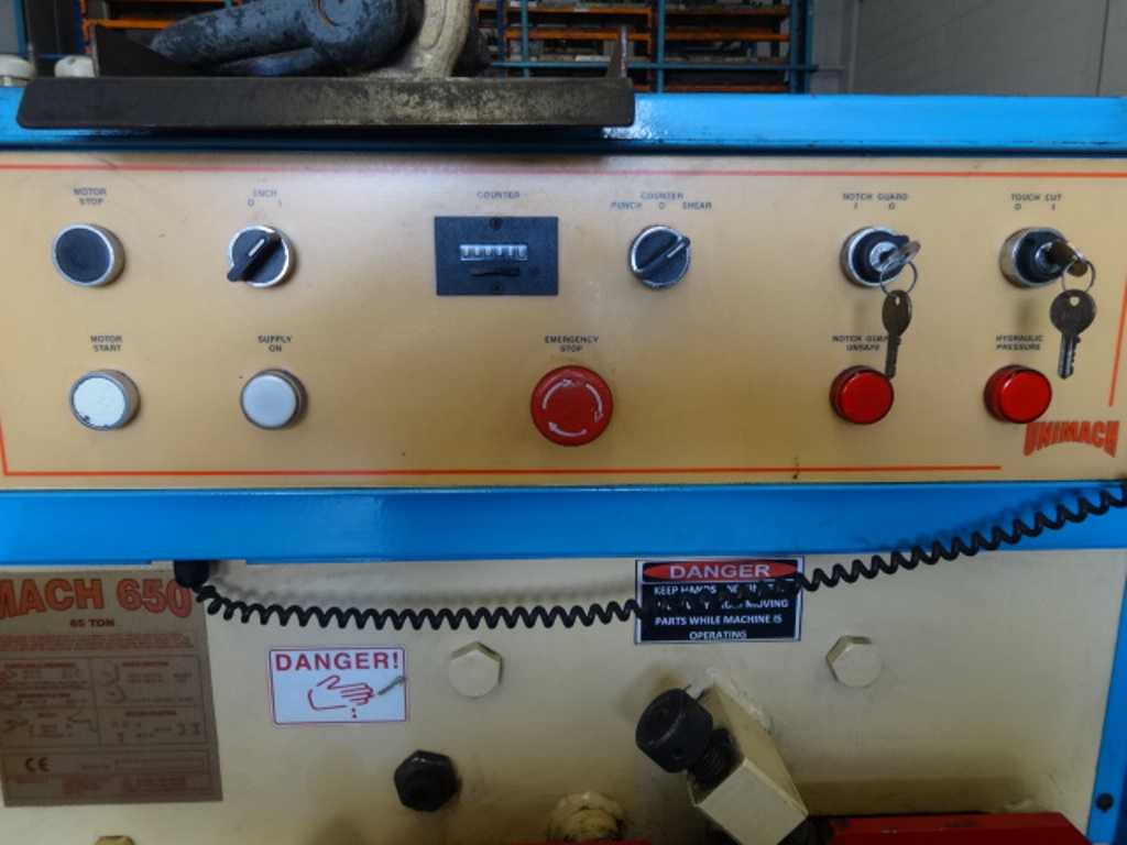 Unimach Mach 650 Steel Worker